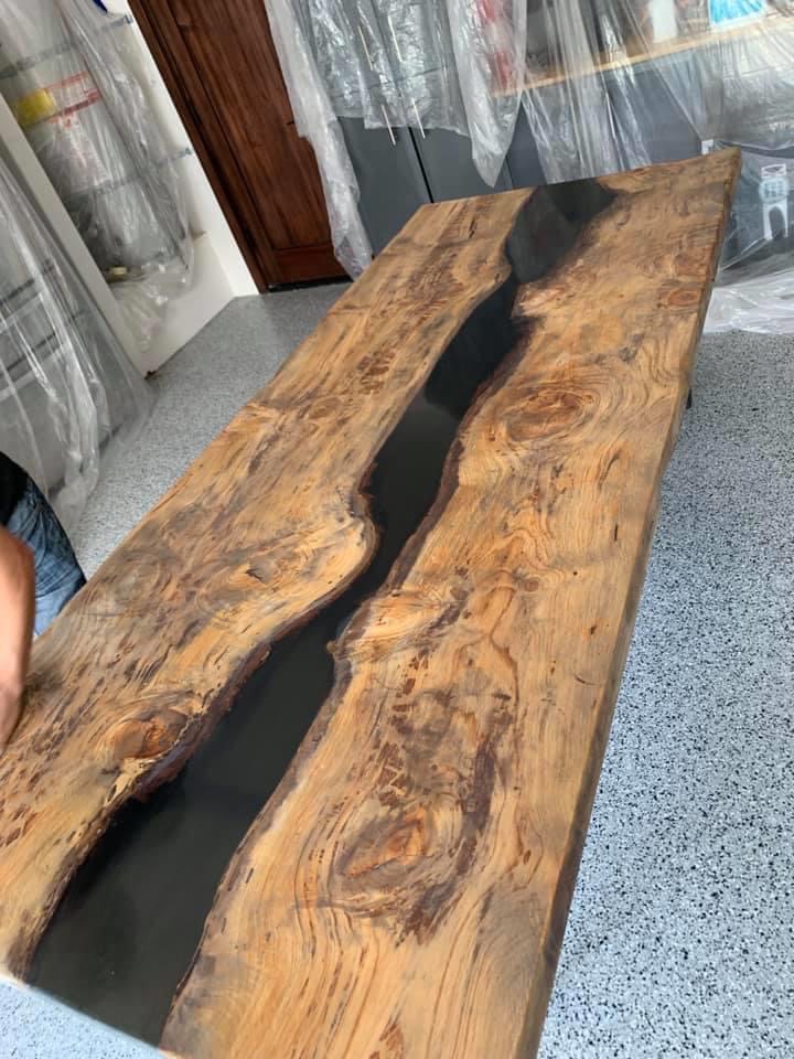 Custom Dining Table | Queen Baran Design